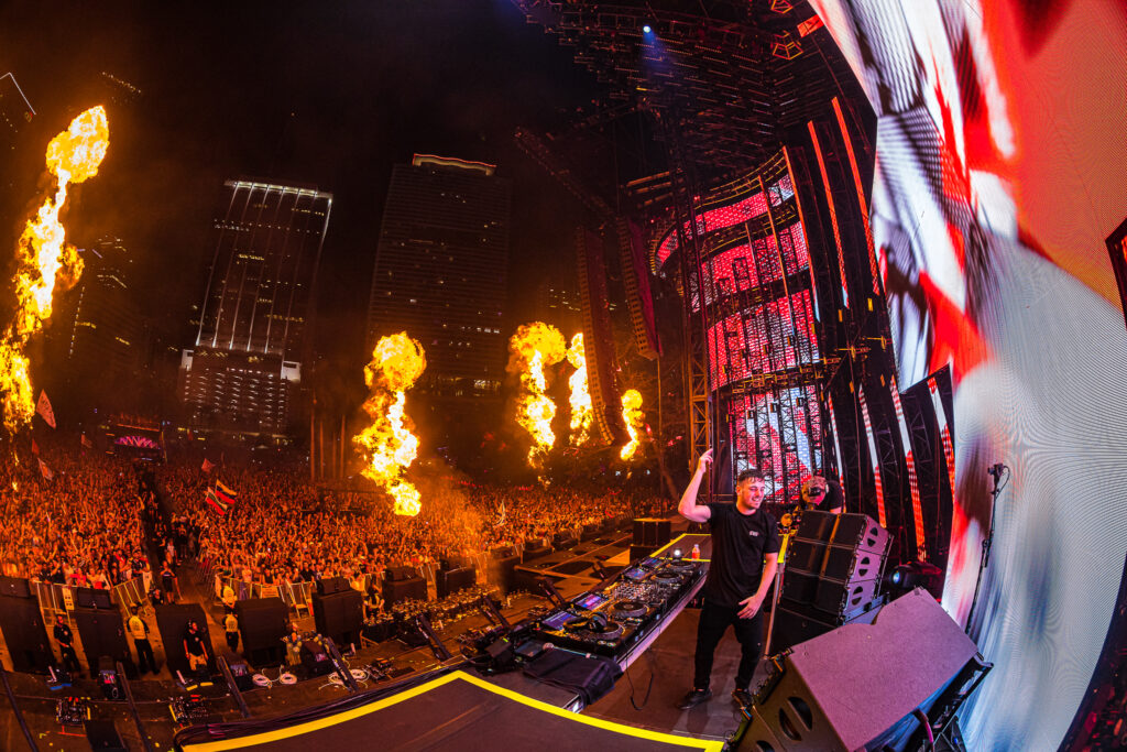 Ultra Miami Shuts Down Due to Severe Weather, Cancels Remainder of ...